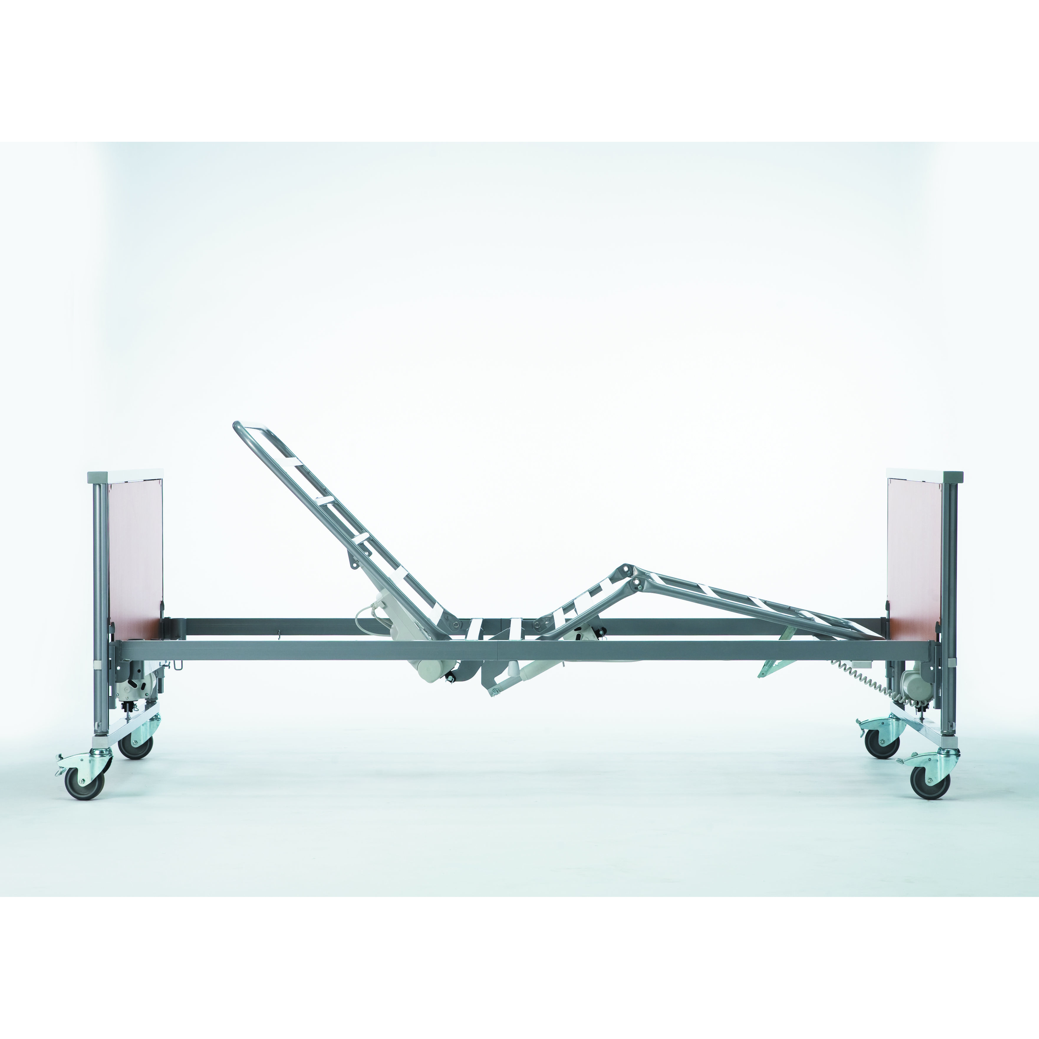 Invacare Medley Ergo Standard Profiling Electric Bed without Side Rails ...